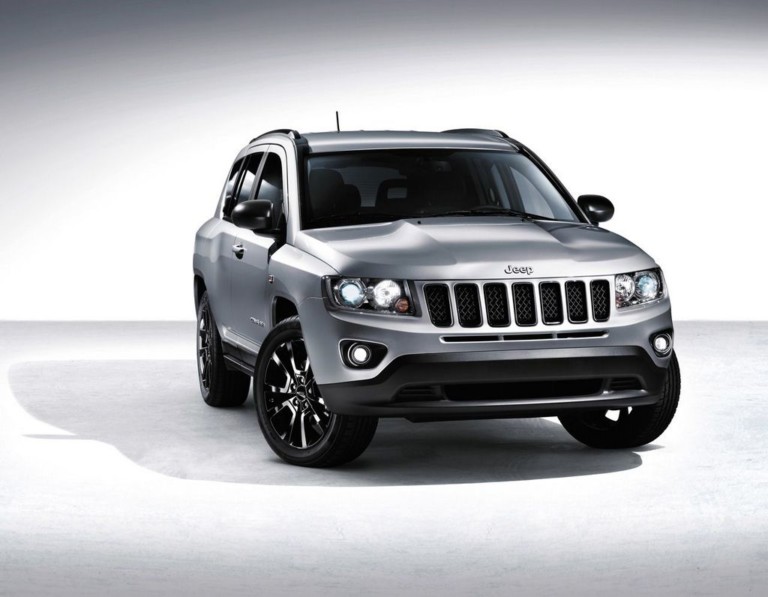 Jeep Compass: nasce la Black Edition | Cavalli Vapore