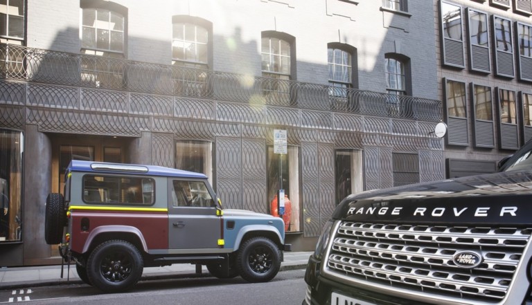 Land Rover Defender: la versione di Paul Smith | Cavalli Vapore