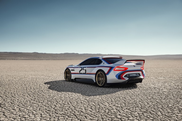 BMW 3.0 CSL Hommage R: celebra la mitica CSL del 75 | Cavalli Vapore