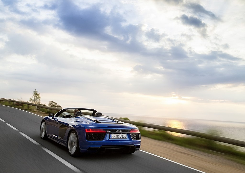 Audi R8 Spyder V10: 540 cavalli pronti a stupire | Cavalli Vapore