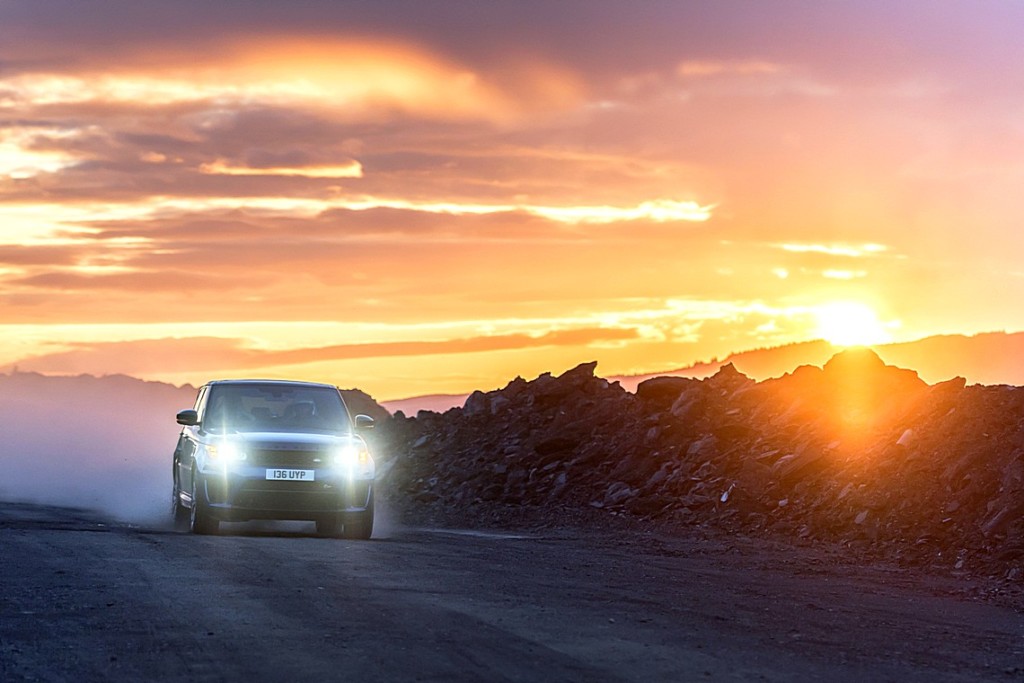 Range Rover Sport SVR 10 | Cavalli Vapore