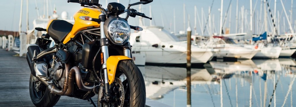 Ducati 550 Supermono: the sound of thunder | Cavalli Vapore