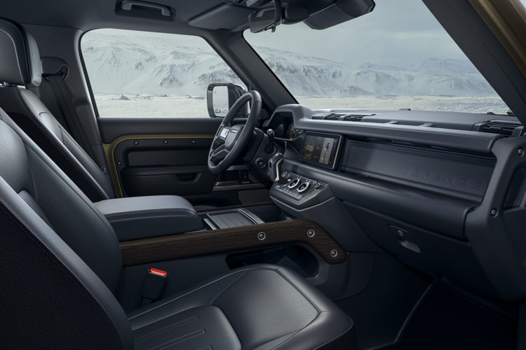 NEW DEFENDER – (Prime) Impressioni di Settembre | Cavalli Vapore